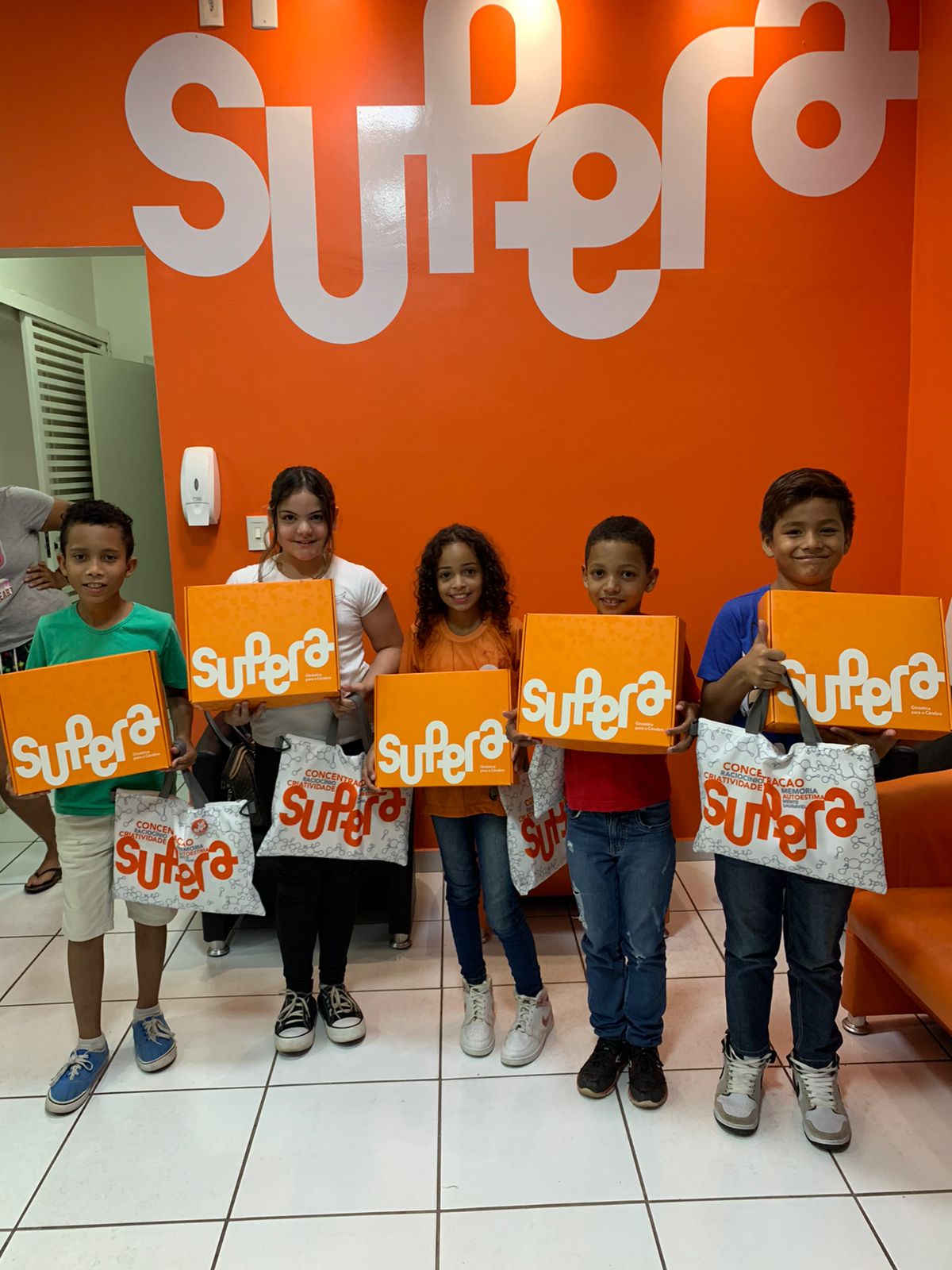 Conheça os estudantes beneficiados com as bolsas do Supera